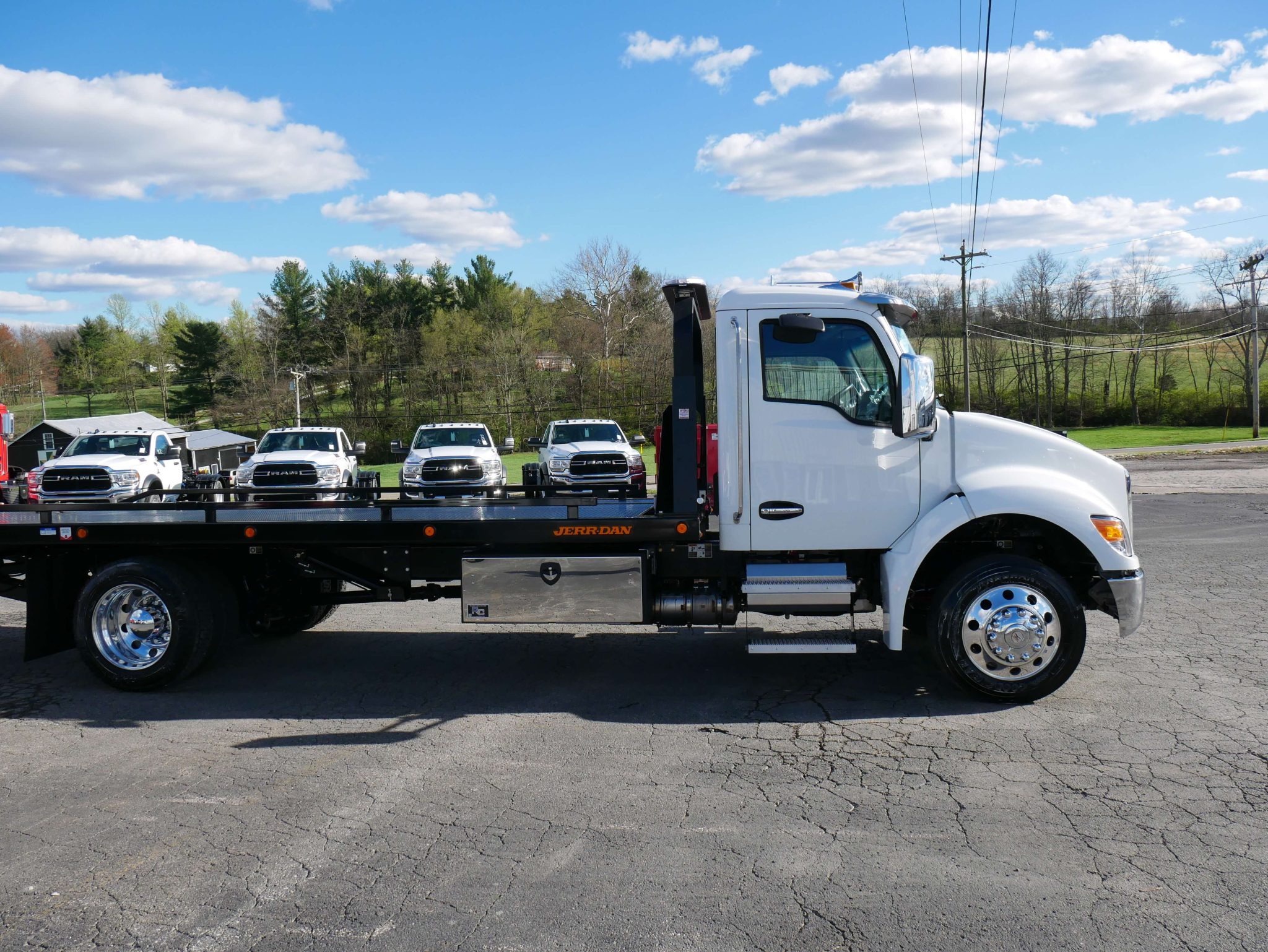 2024 Kenworth T280 - Jerr-Dan Steel Rollback - **SOLD** - Tipton Sales ...