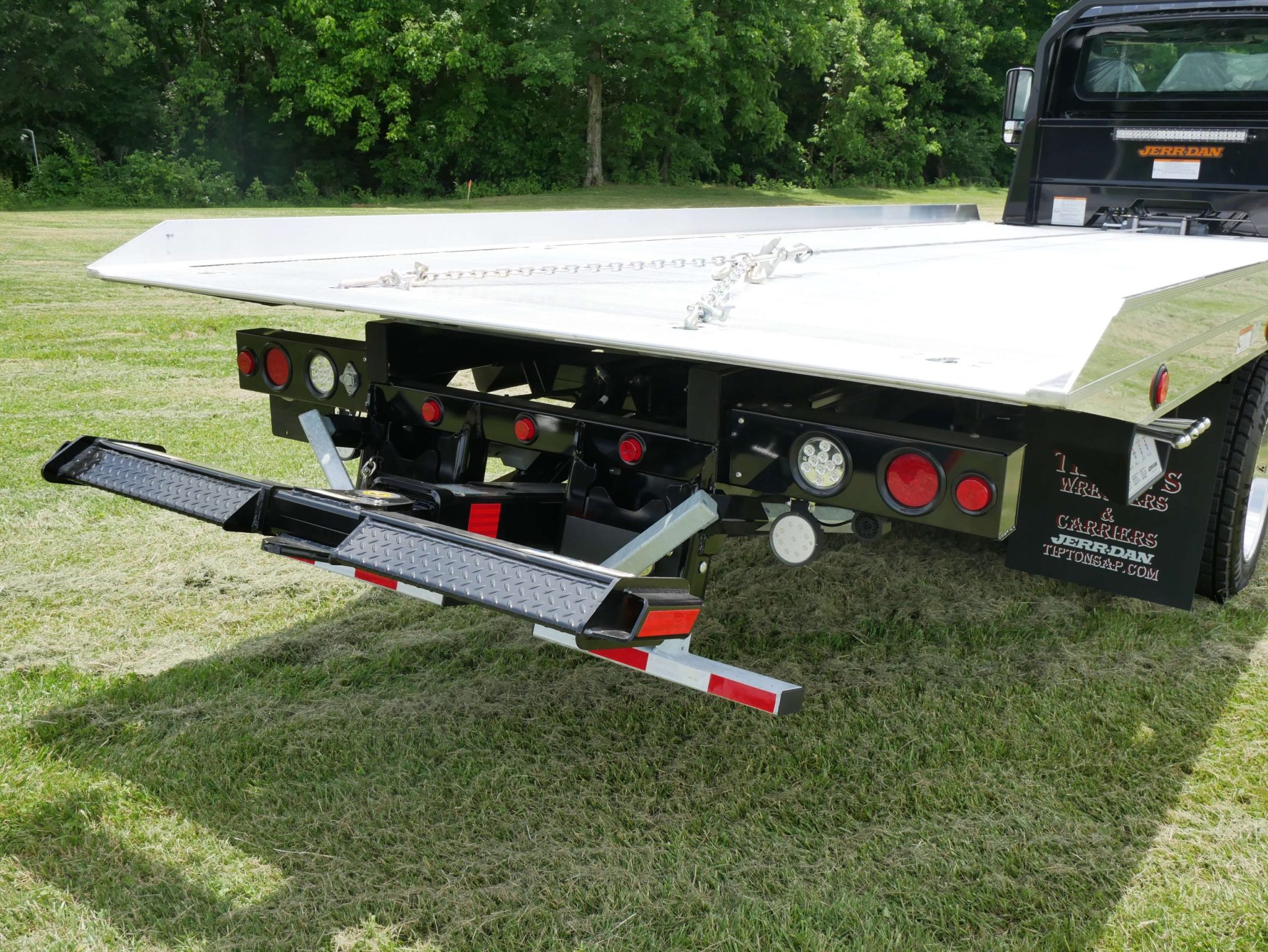 2025 International MV607 - Jerr-Dan Rollback - Tipton Sales & Parts, Inc