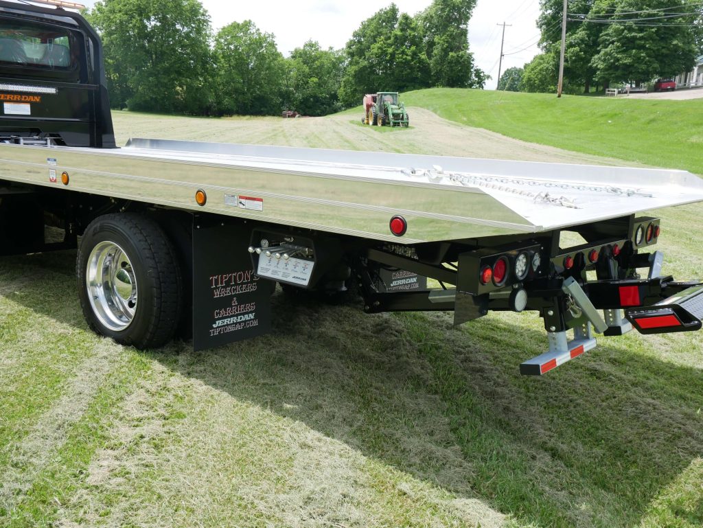 2025 International MV607 - Jerr-Dan Rollback - Tipton Sales & Parts, Inc