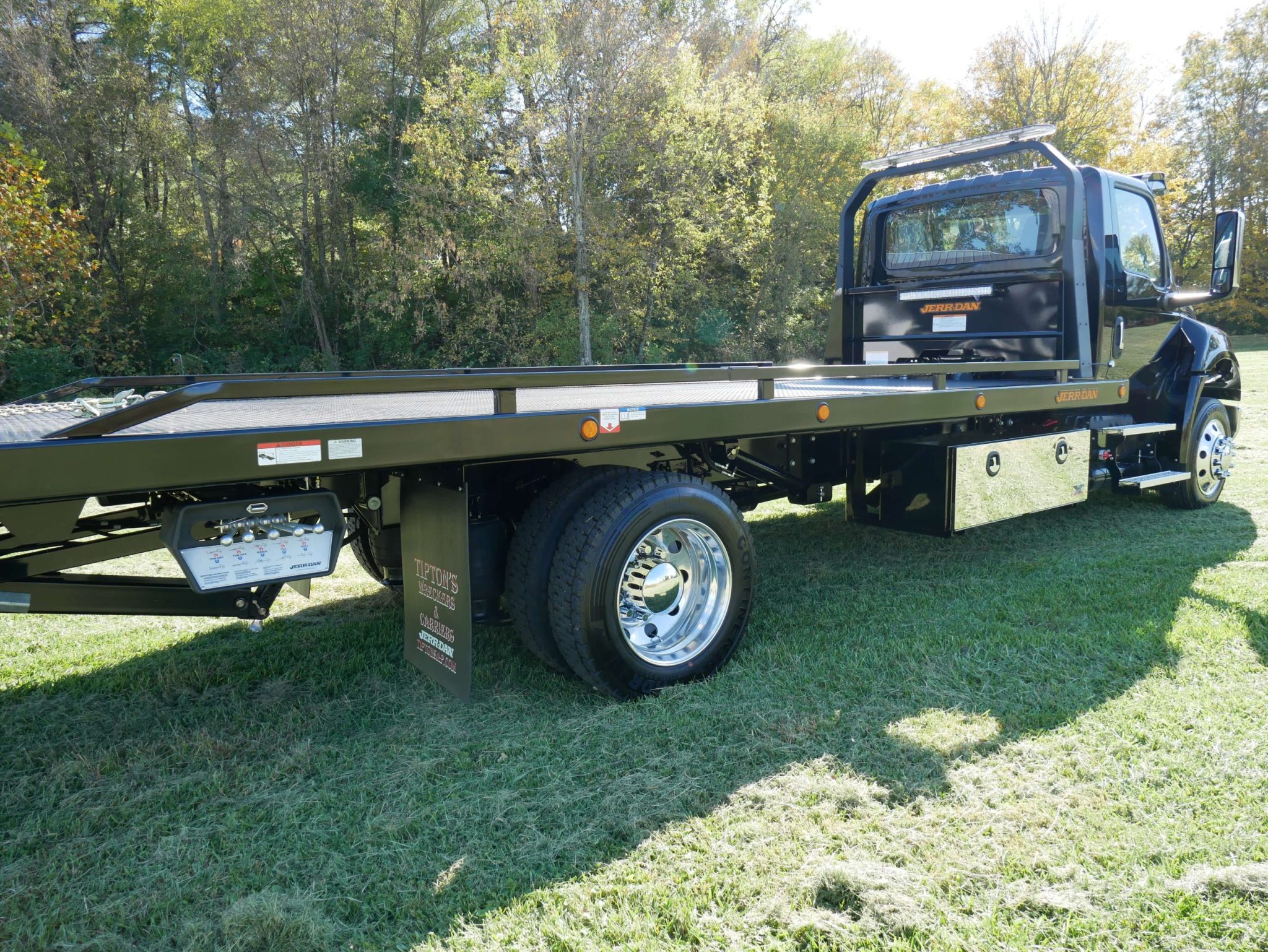 2025 International MV607 - Steel Jerr-Dan Rollback *SOLD* - Tipton ...